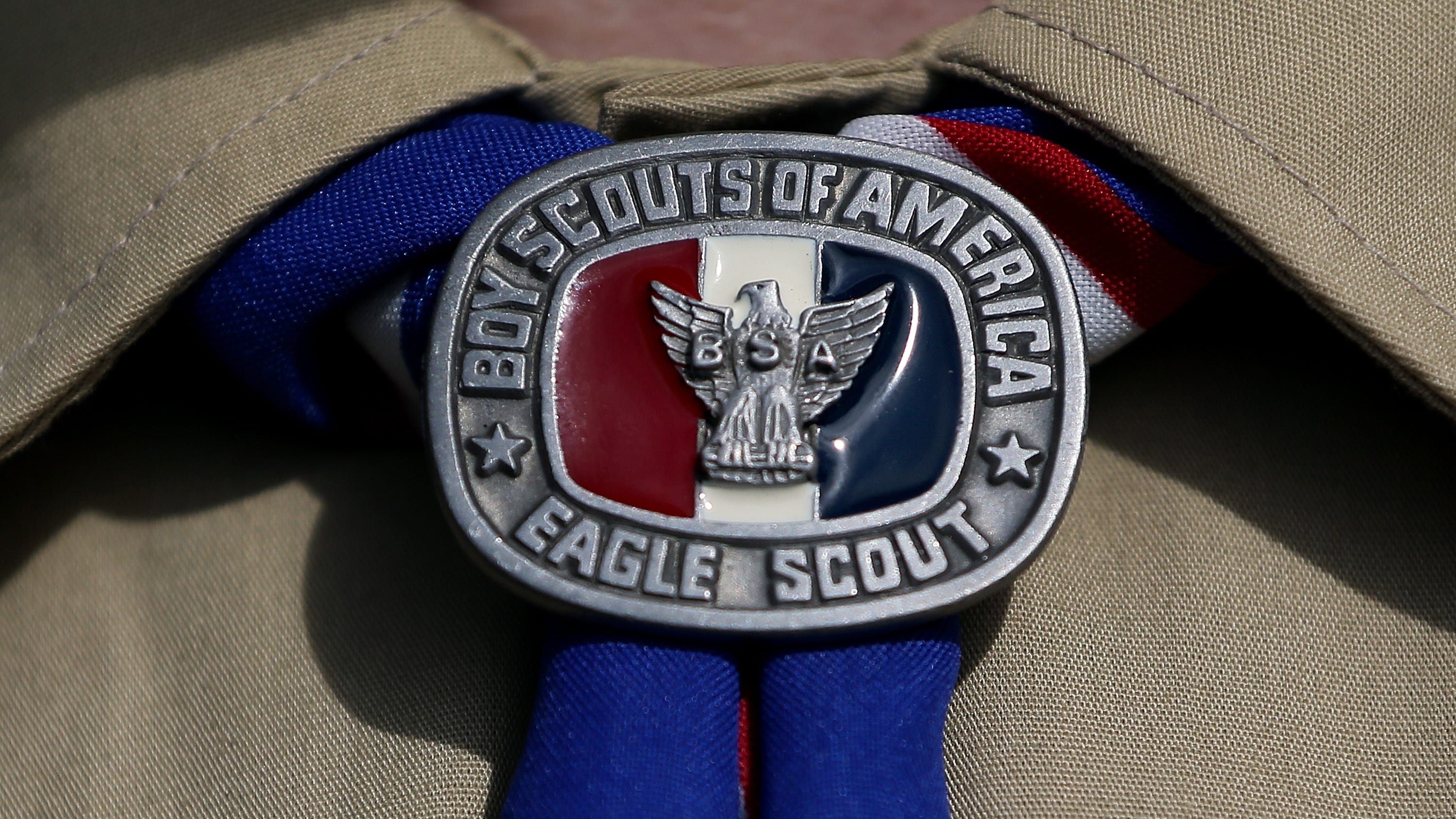 Nearly 800 accuse Boy Scouts of failing to protect them from sex abuse ...